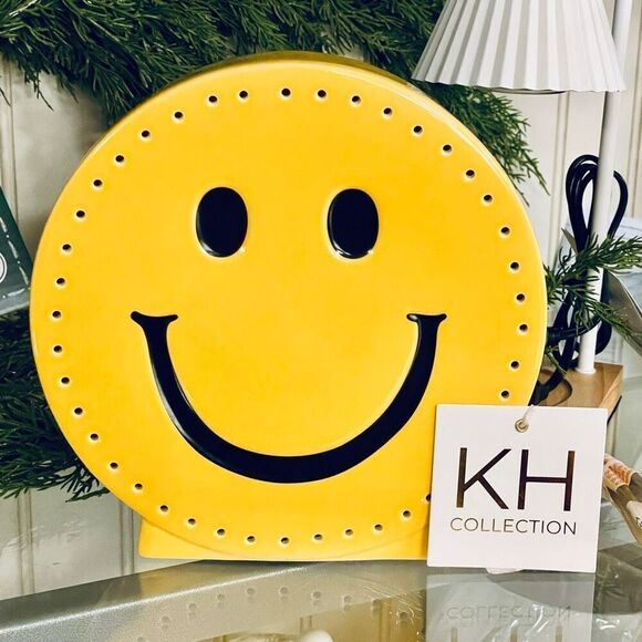 KH Collection | Other | Nwt Kh Collection Bigsmiley Emoji Yellow Black ...